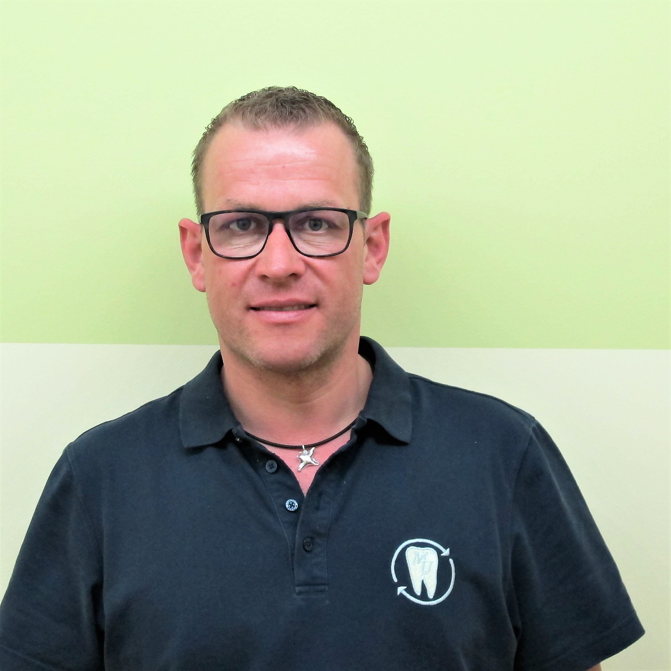 Zahnarzt Michael Ullmann M. Sc. - Wir über Uns